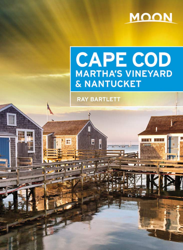 Moon Cape Cod, Martha's Vineyard & Nantucket - ROAD TRIP USA